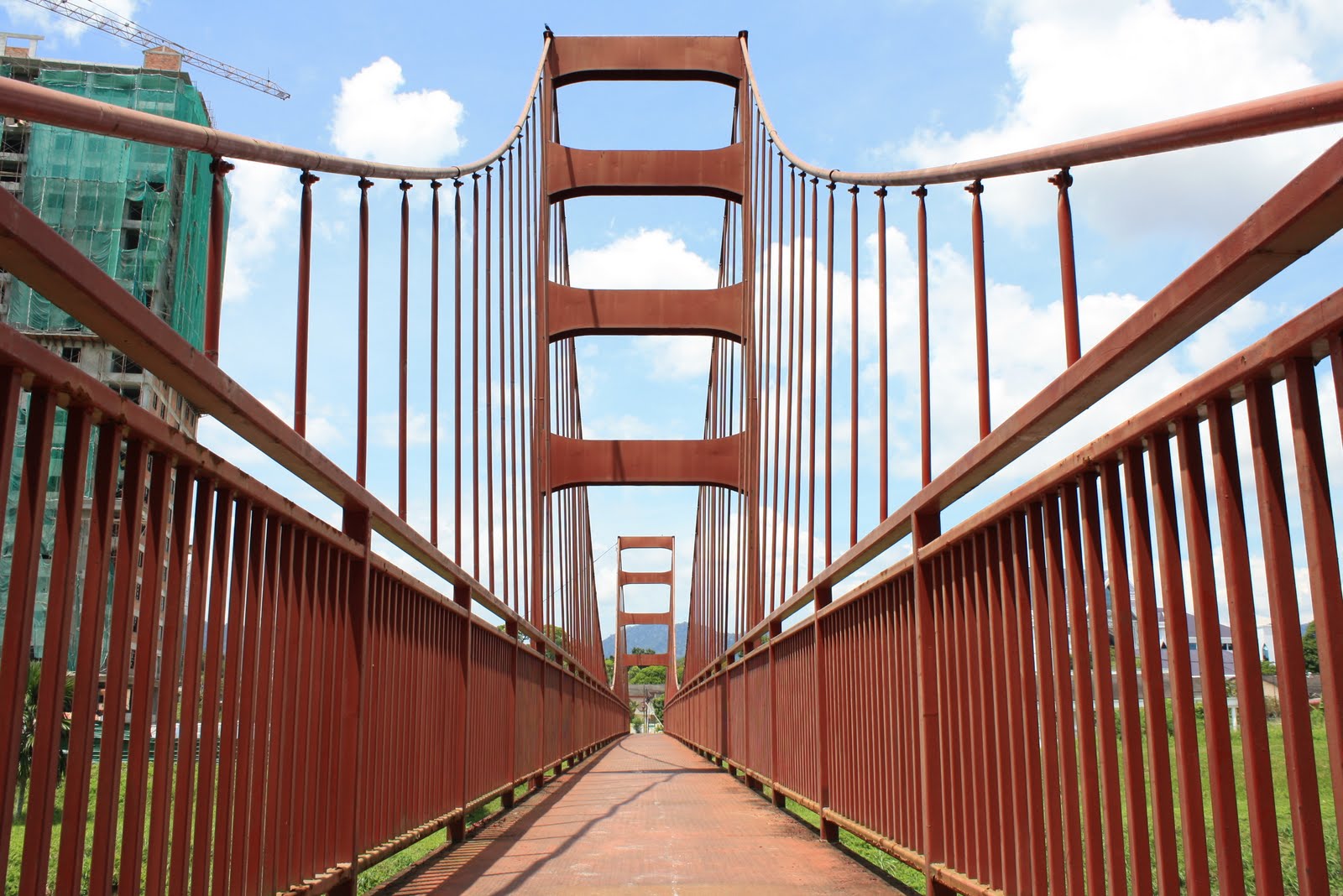 Images of Ipoh: Miniature Golden Gate Bridge