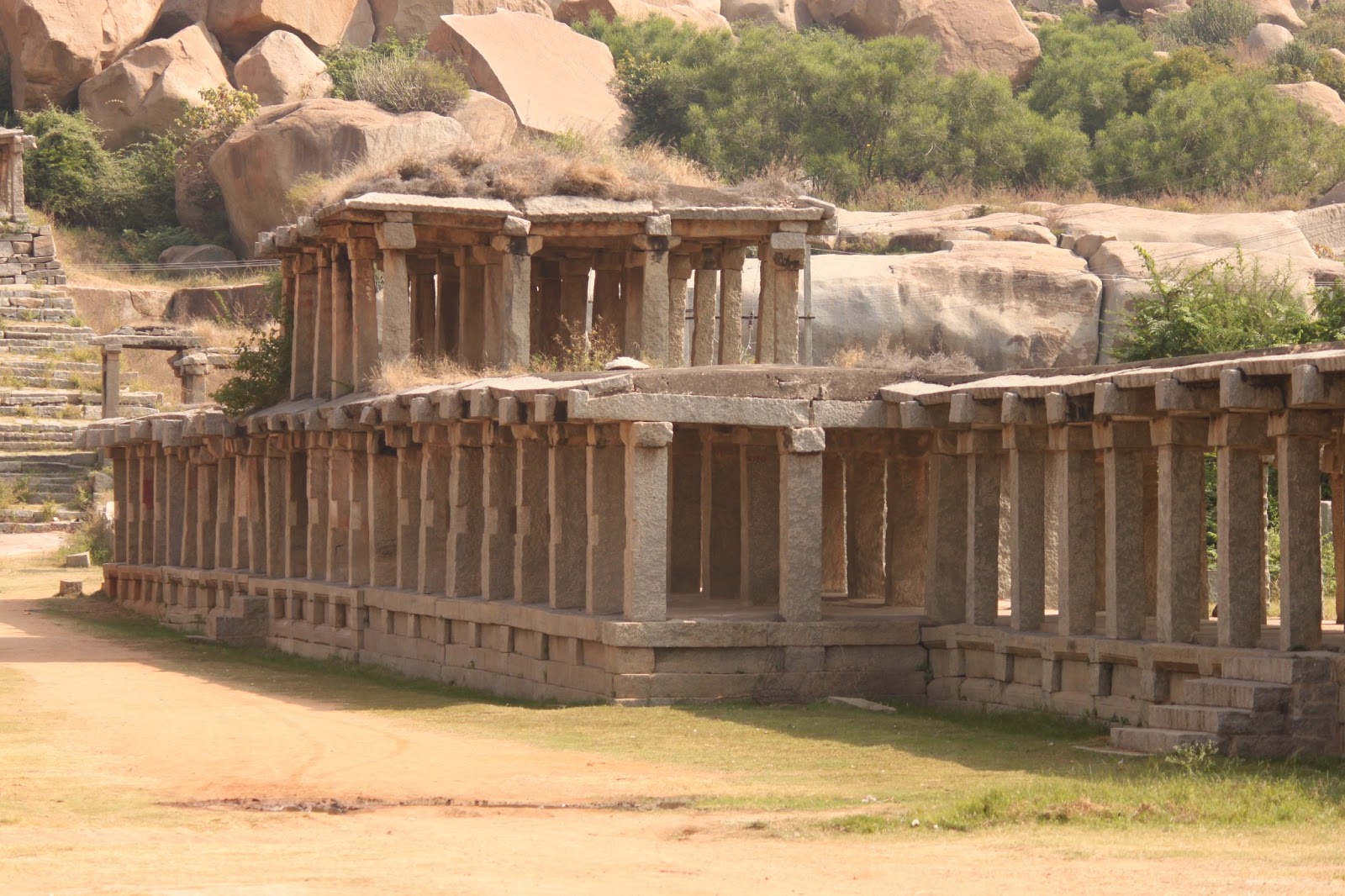 Travel and food tales: Hampi memories 1 - Virupaksha Temple, Bazaar ...