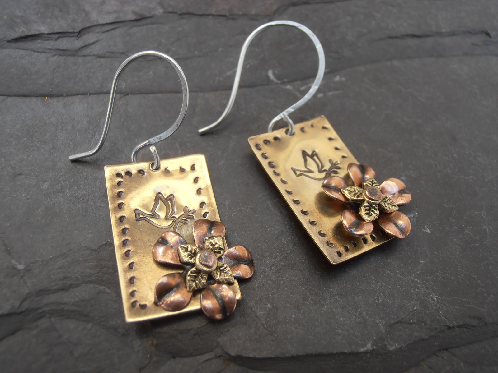 LITTLE RED ROBIN: Mixed Metal Jewellery