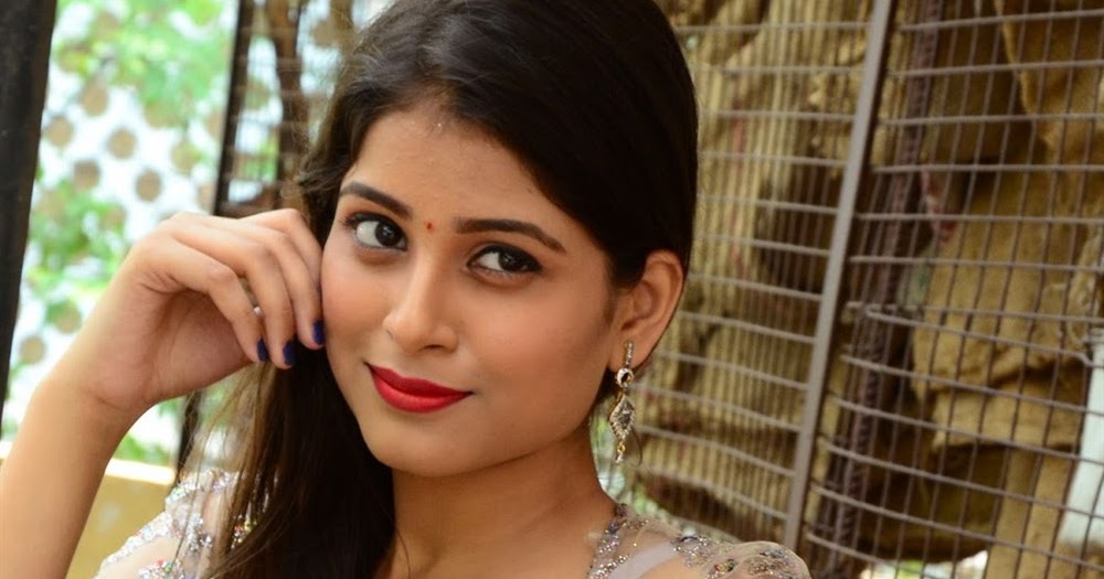 Twinkle Agarwal at Gurthukostunnayi Movie Opening - Hollywood ...