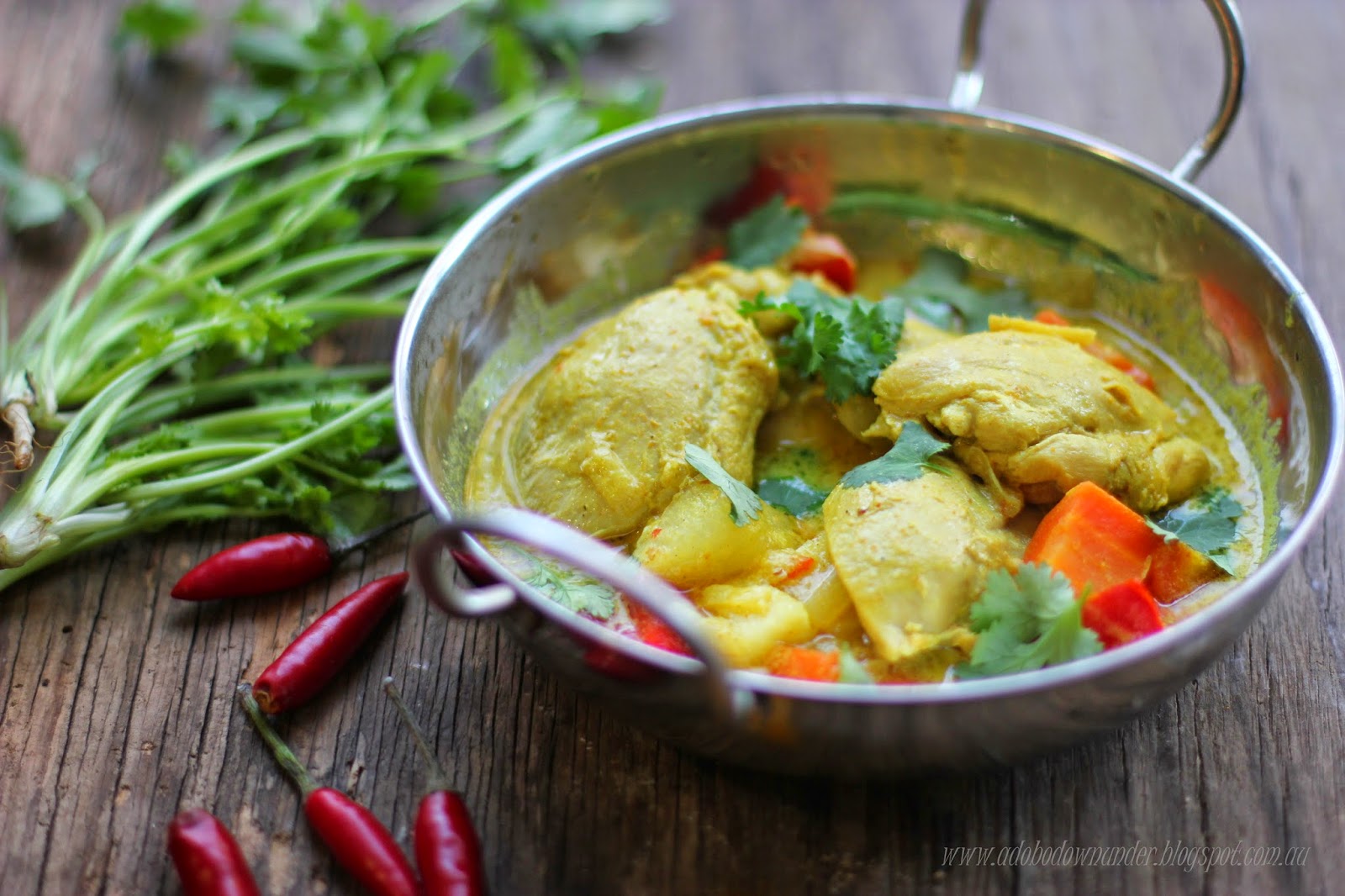 adobo down under: Chicken curry - Filipino style