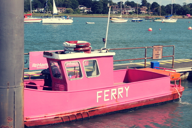 soinspo: UK travel: the Pink Hamble Ferry
