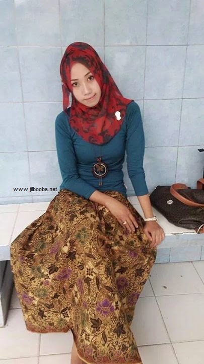 100 Foto Cewek Jilboobs Paling Seksi dan Menonjol | Cafe Susu