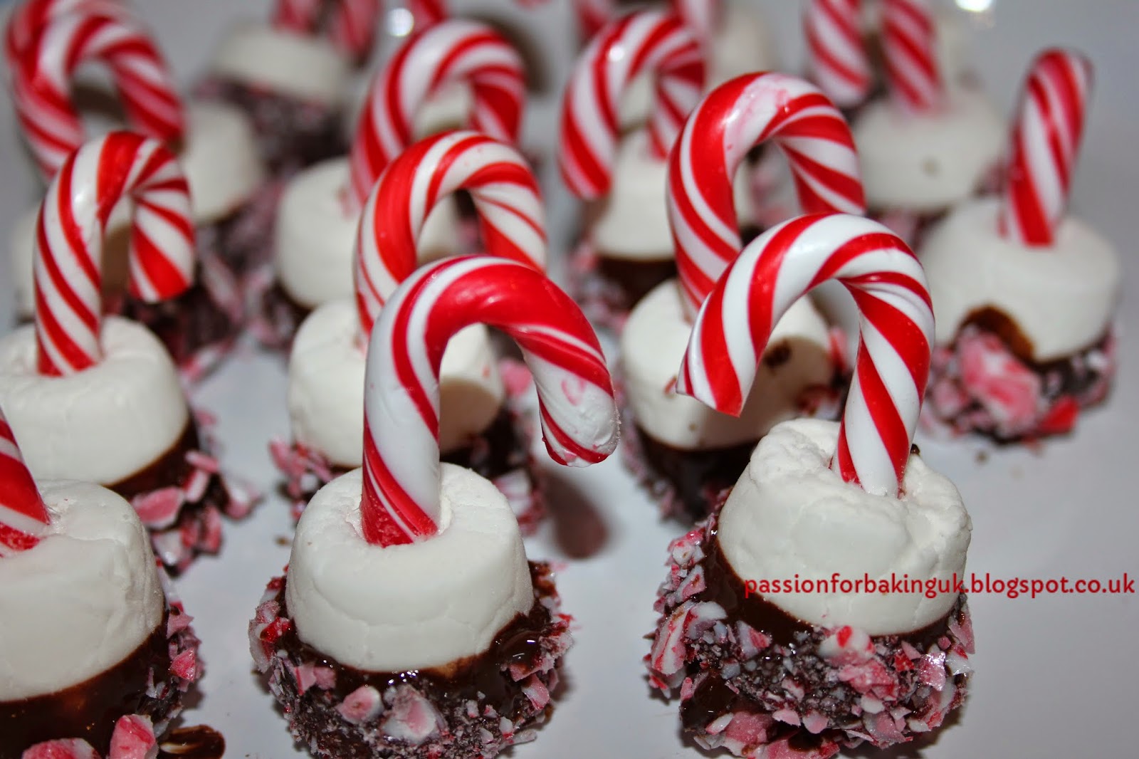 Passion for Baking: Christmas Candy Cane Marshmallows