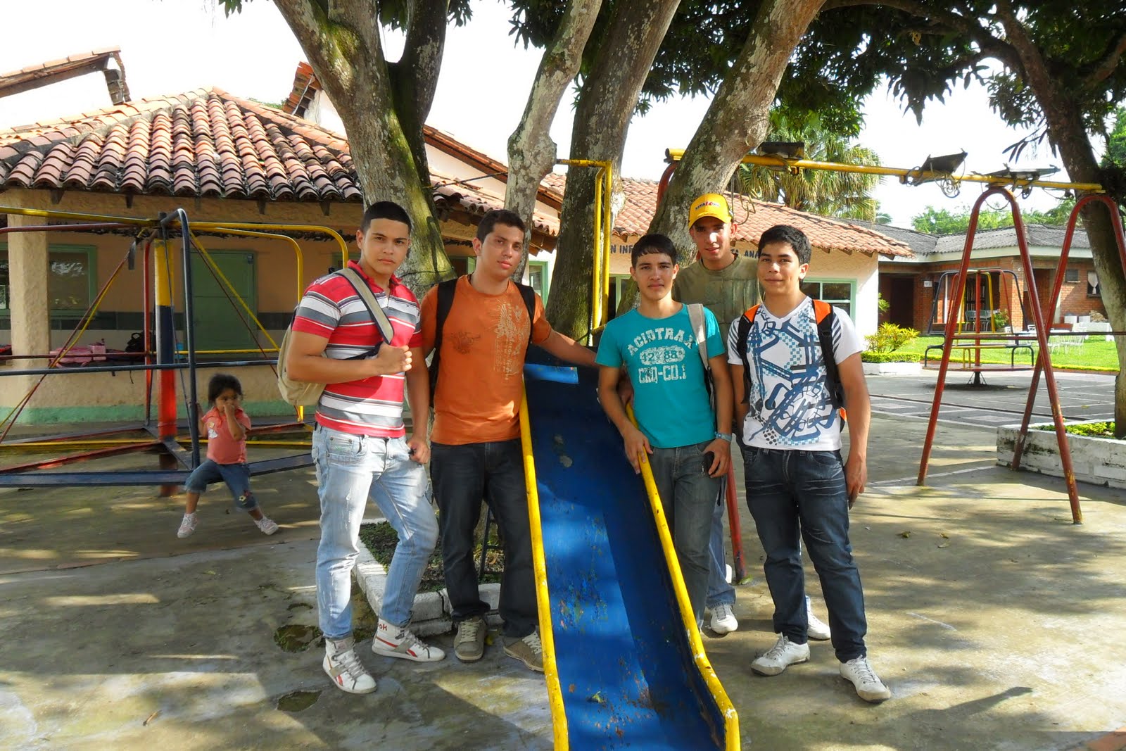 CASA HOGAR Y JARDÍN INFANTIL SANTA ANA