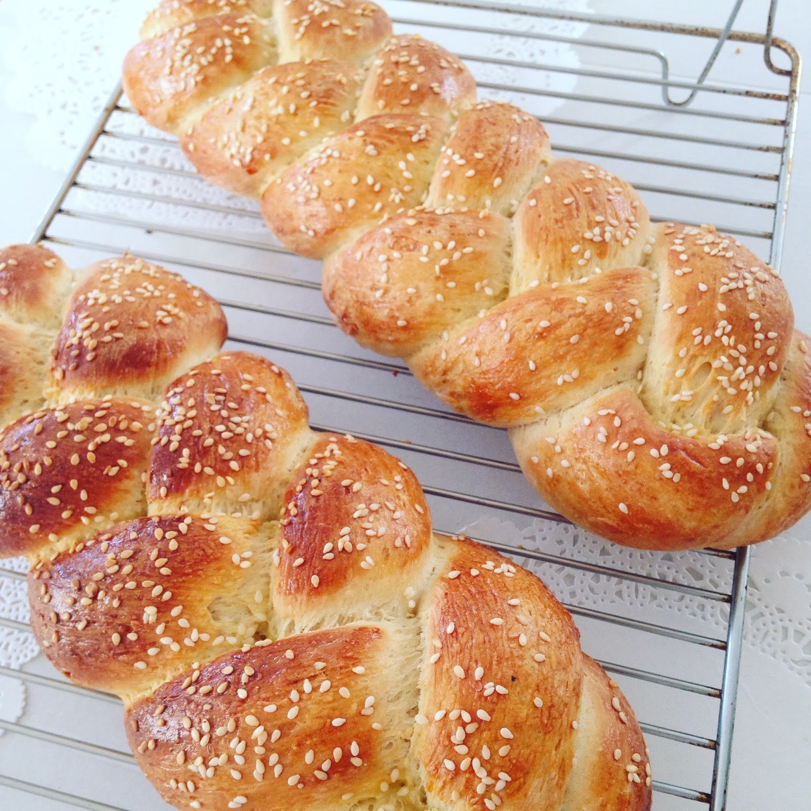Merry Christmas Eve! | Plaited Challah Bread | Coconut Couture