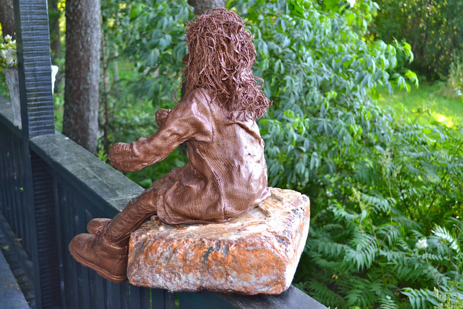 TILKKUTAIDE Eija Kause: Maahinen / Gnome