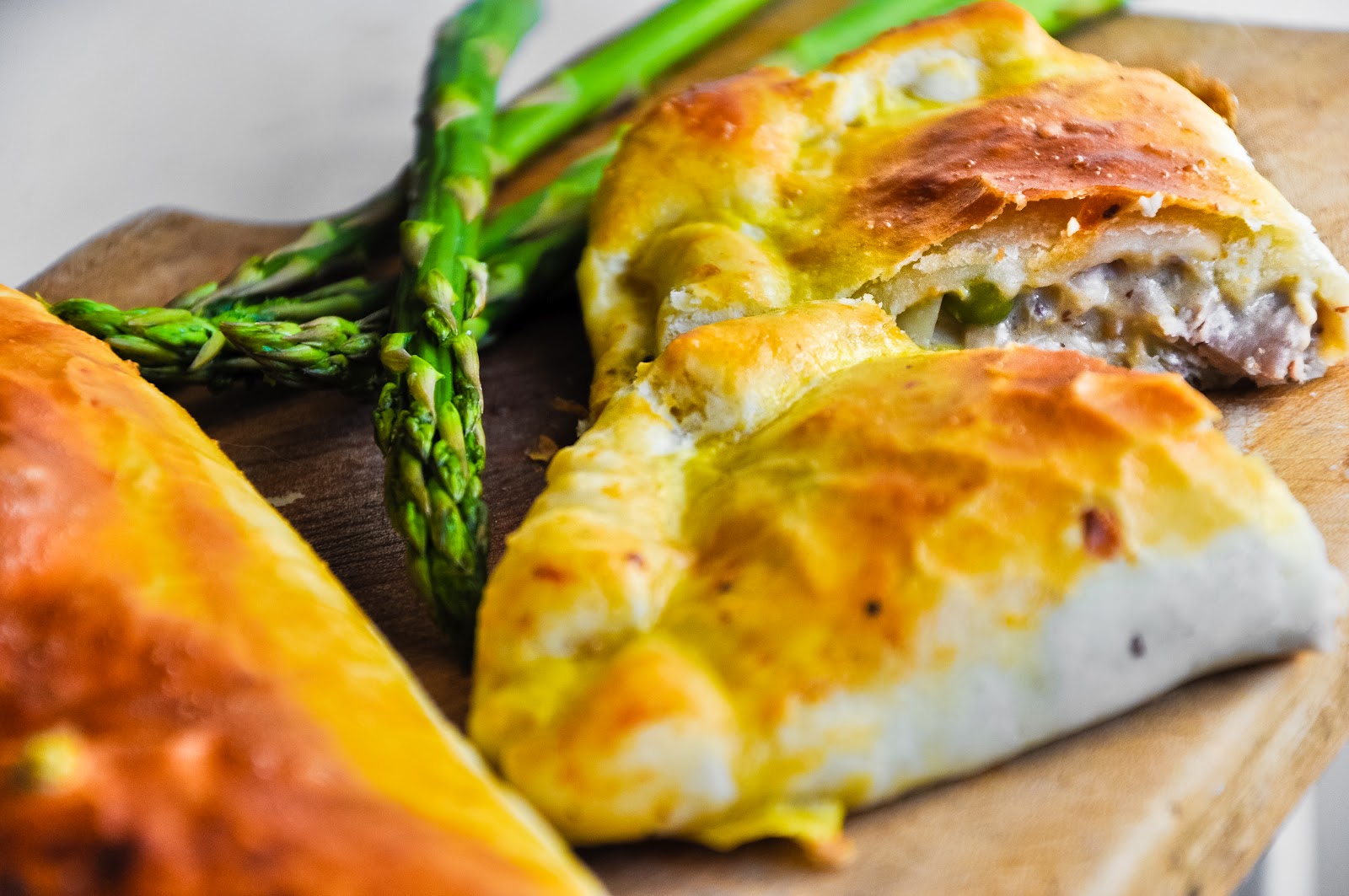 Domestic Sluttery: Sluttishly Savoury: Chicken and Asparagus Pasties