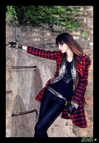 Culturas urbanas: Emos y Punk: Su forma De Vestir --> Punk