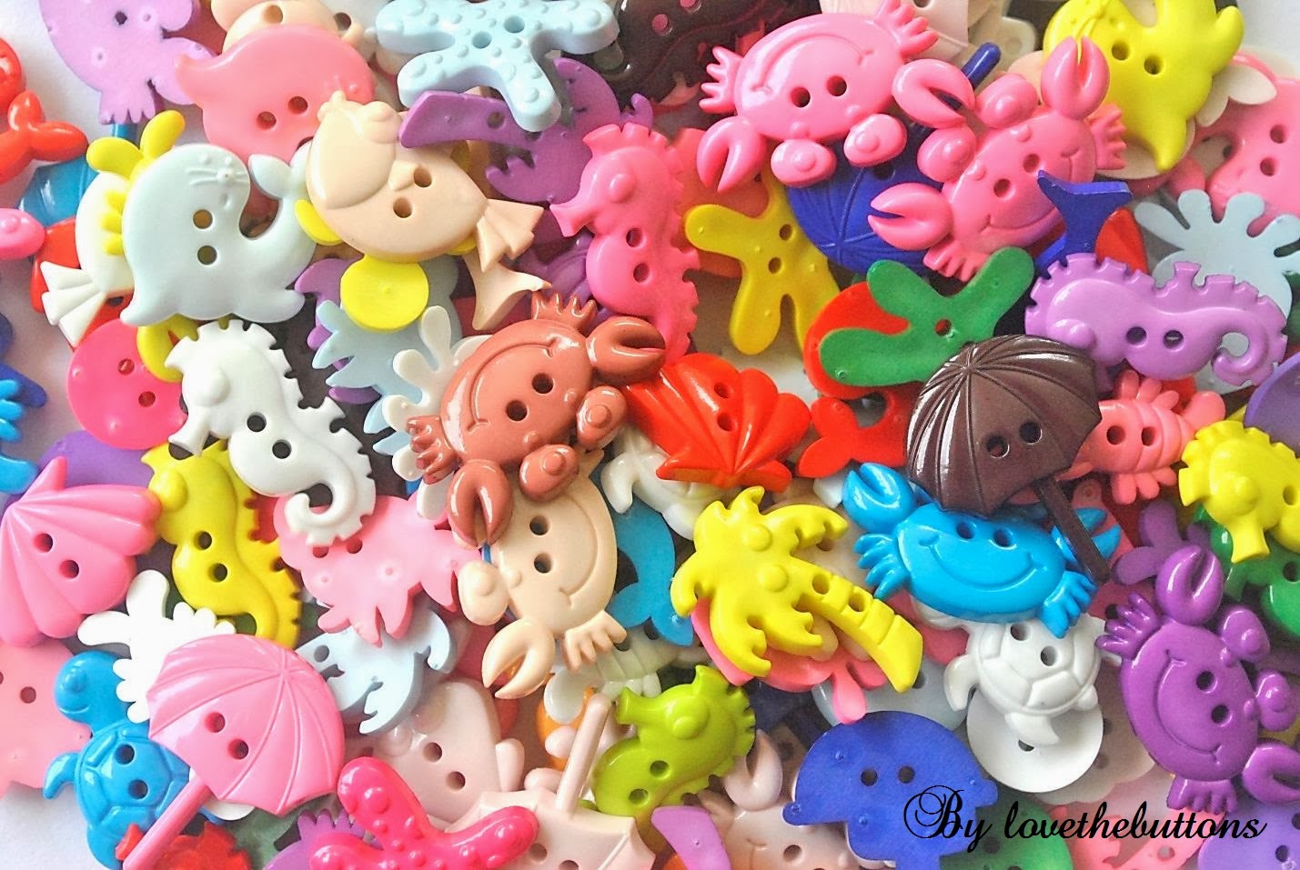 .LoveTheButtons.: LOVETHEBUTTONS : SEA BUTTONS SERIES!!!