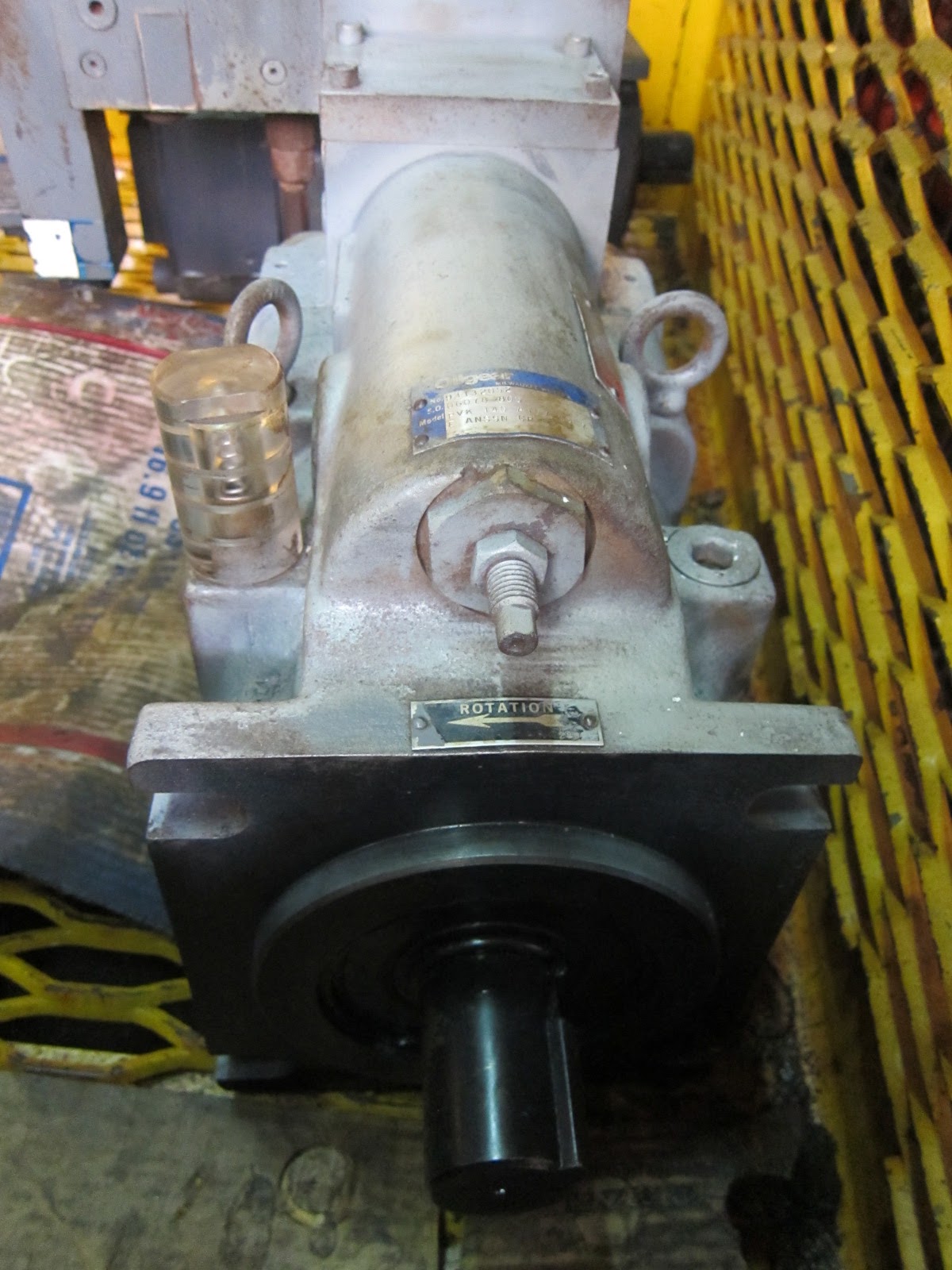 南園五金行 Nan-Yuan Hydraulics: OILGEAR PVV and PVK Pump
