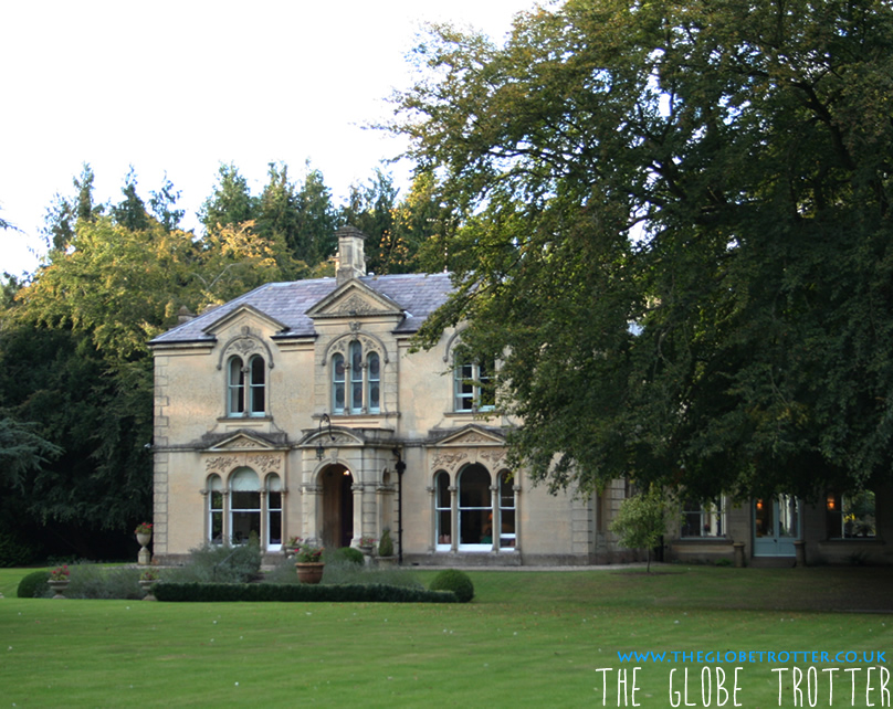 Beechfield House : A beautiful cosy hideaway in Wiltshire - The Globe ...