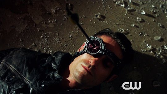SNEAK PEEK : "Arrow: Dead To Rights"
