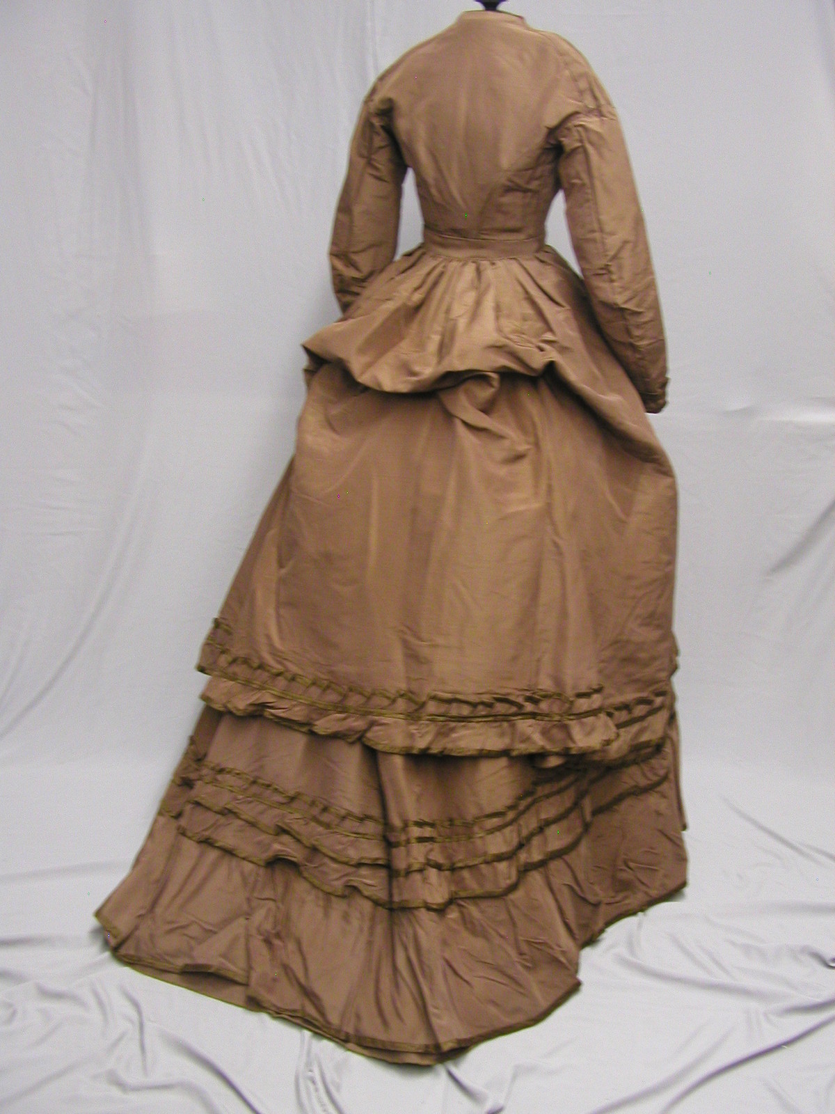 All The Pretty Dresses: Early 1870's Bustled Dress