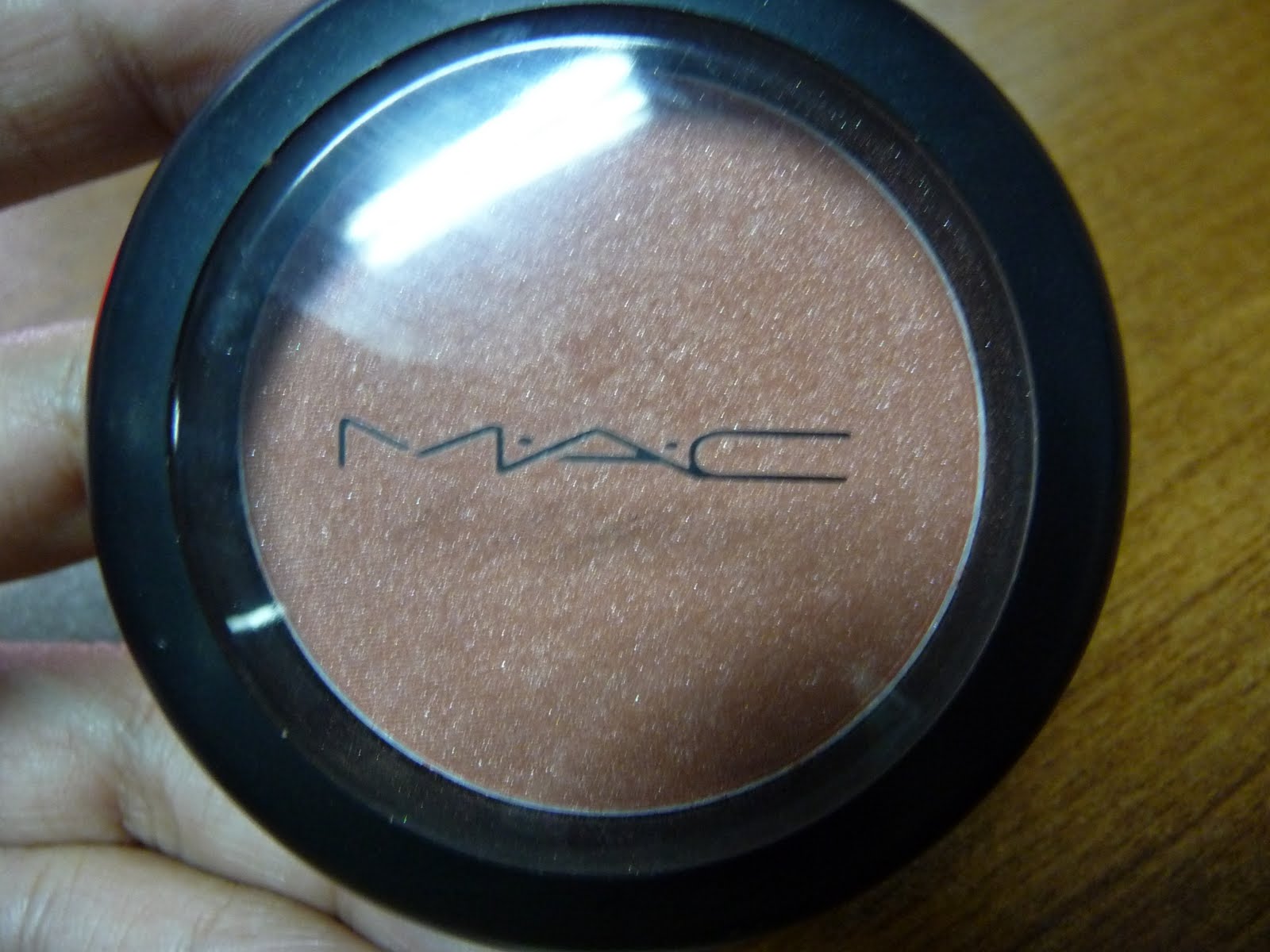 blushbaby: MAC Sheertone Shimmer Blush in Sunbasque