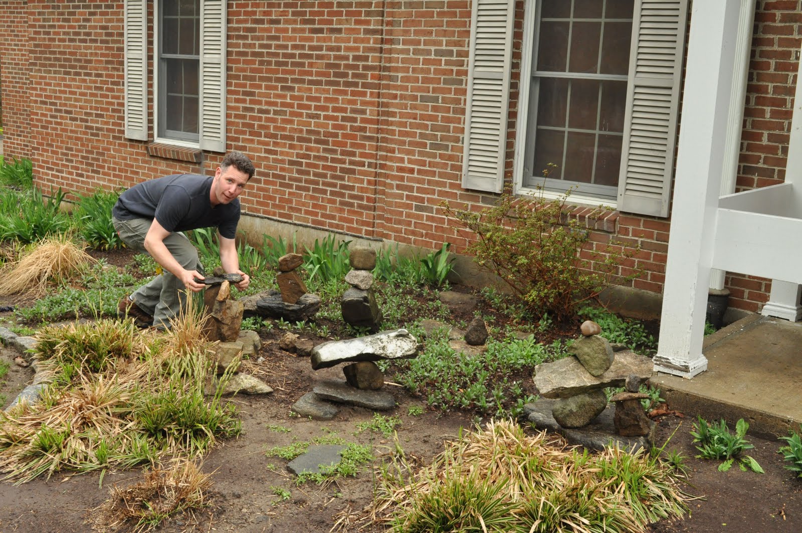 ROCKIN WALLS: Stone Trust VT