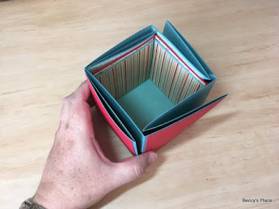 Beccy's Place: Tutorial - Exploding Box Card