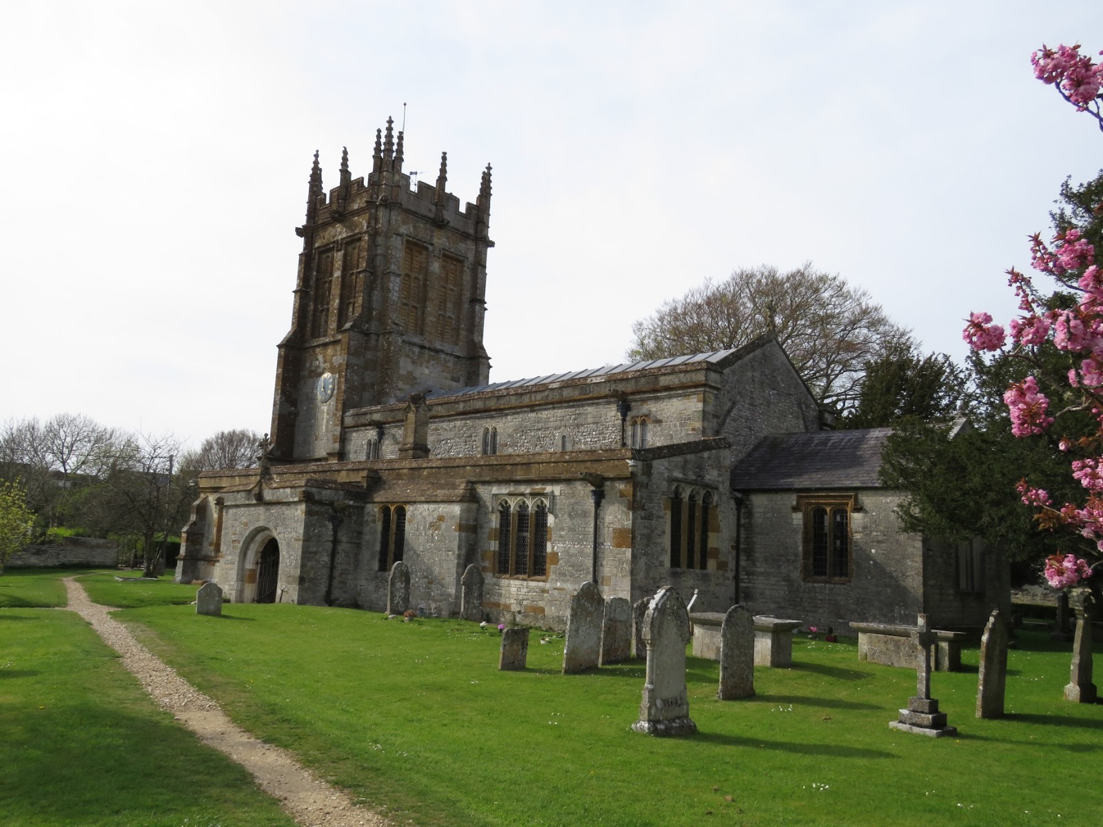 Walking Dorset's gridsquares: A tale of two valleys - Charminster to ...