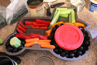 Raising Creative Hearts: Tractor Cake Pan Repurposed