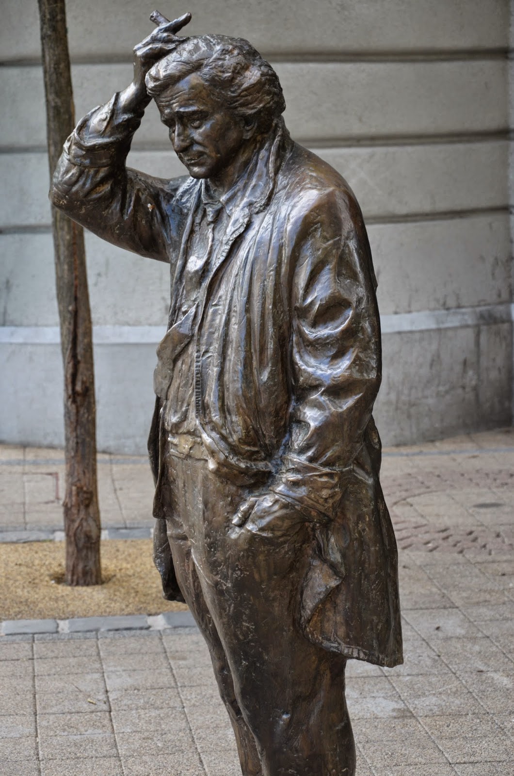 Comunitatea Evreilor din Salaj: Peter Falk are statuie la Budapesta