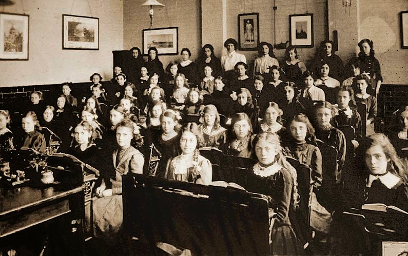 All Things Victorian: The Life Of A Victorian Child in America