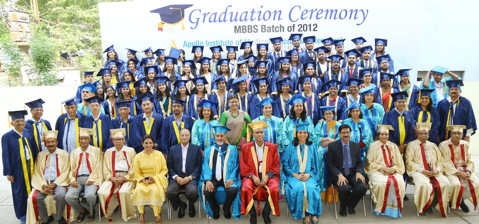 The 1st batch of Medical Graduates from Apollo Medical College ...