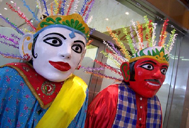 Java Tourism Blog: Ondel-Ondel