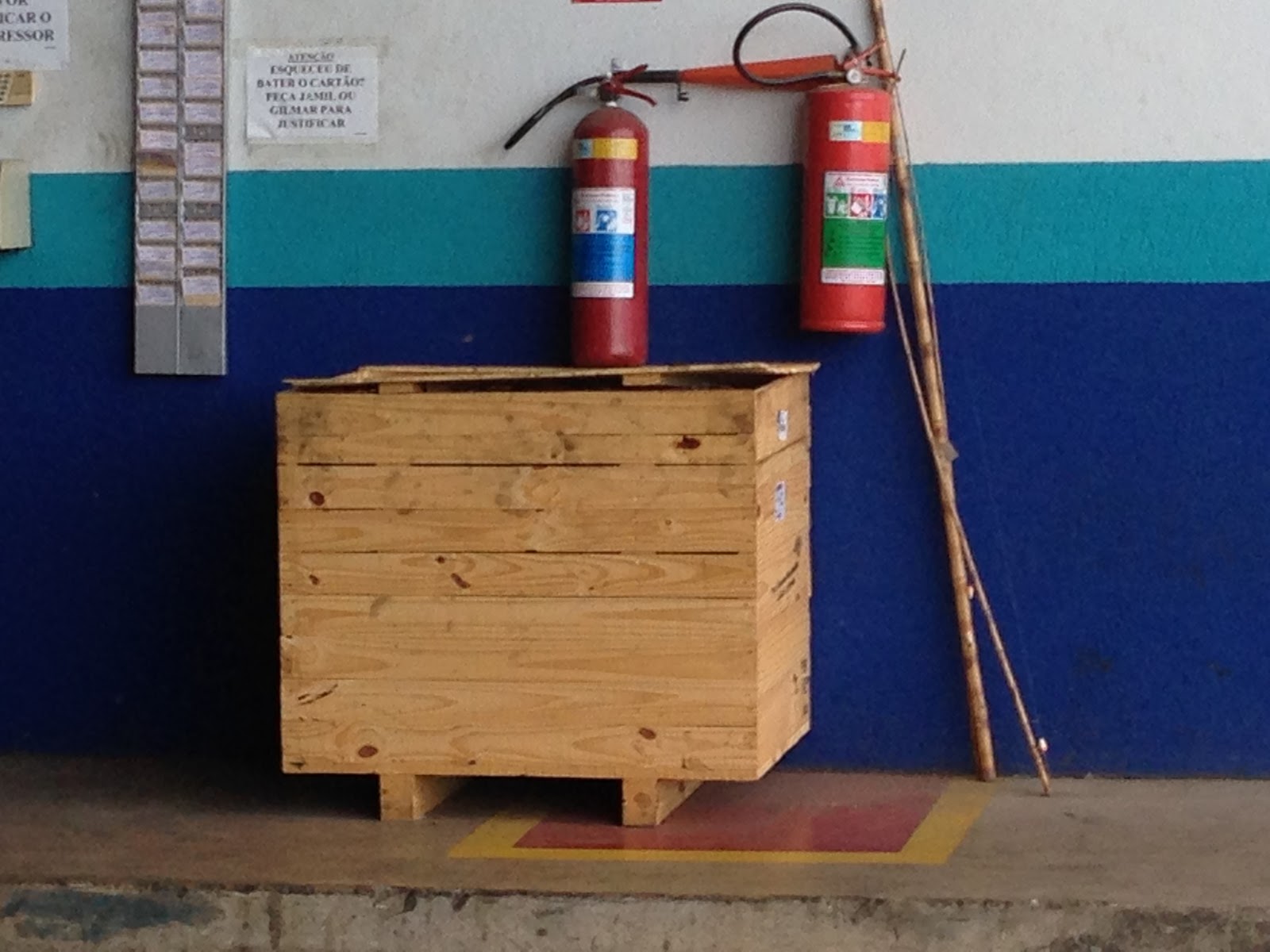 Extintores de Incêndio: Obstrução de Extintor de Incêndio