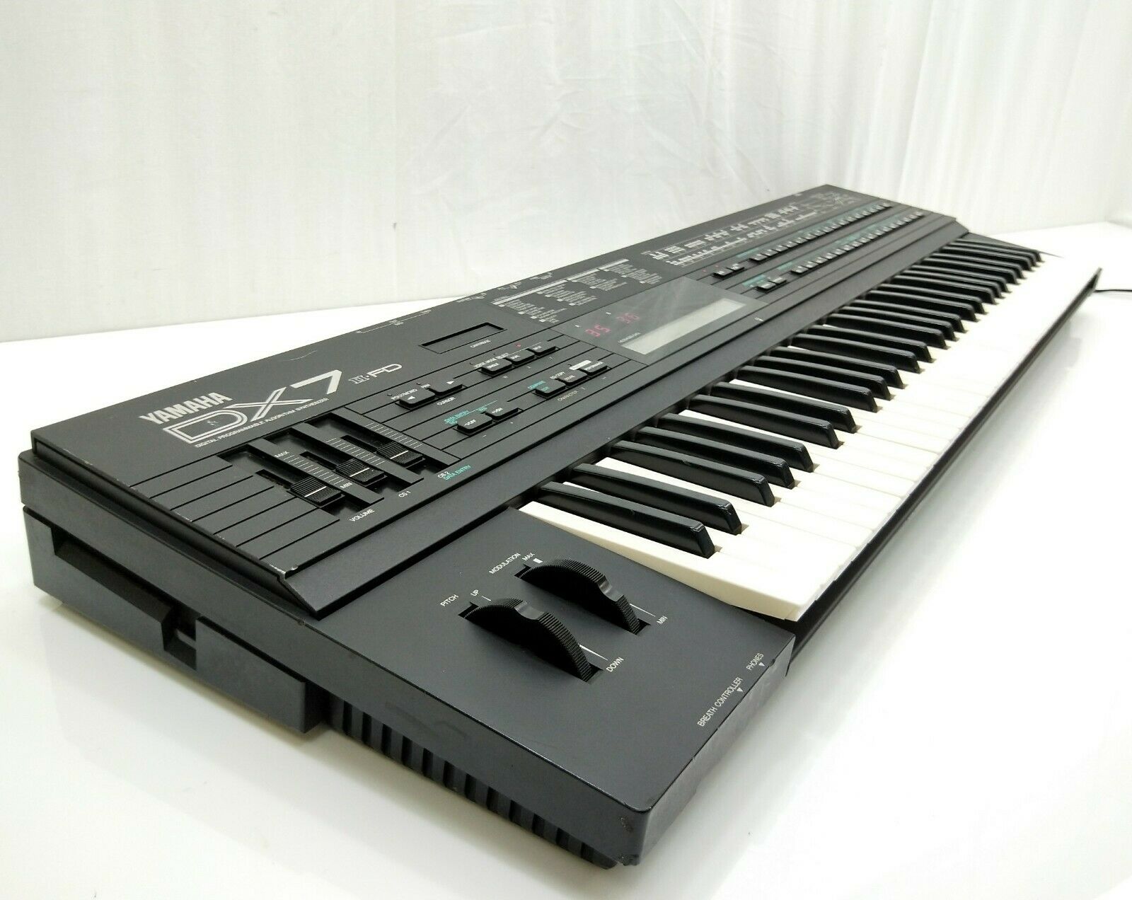 MATRIXSYNTH: Yamaha DX7 II FD SN 12198 w/ Case