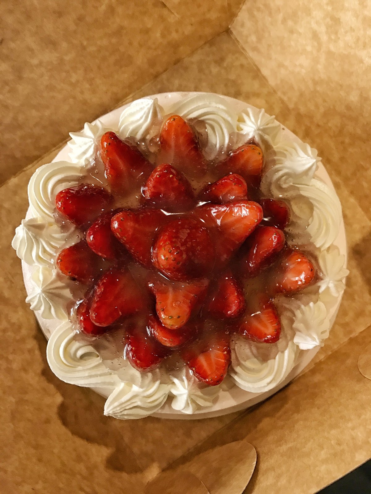 What Mary Loves: Love at First Bite: Visco's Restaurant and Cake Shop