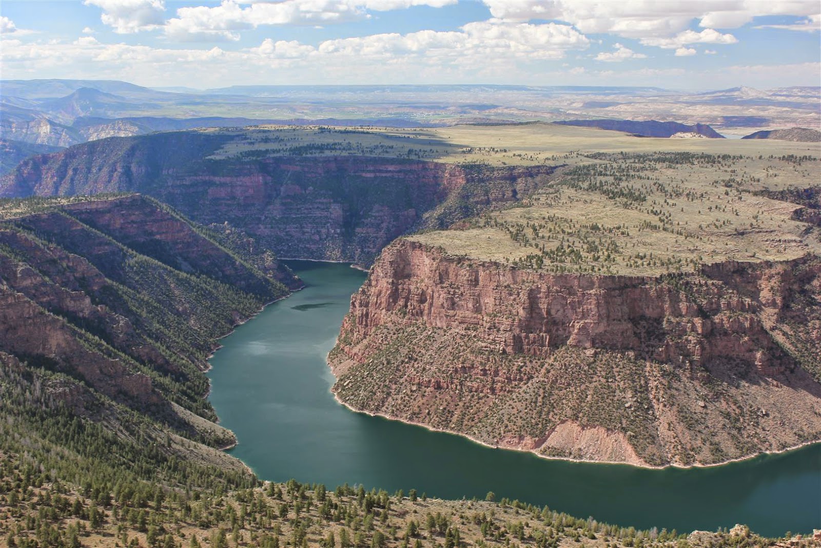 JG's Flying/Roadtrip USA 2014: Flaming Gorge, border of Utah and Wyoming