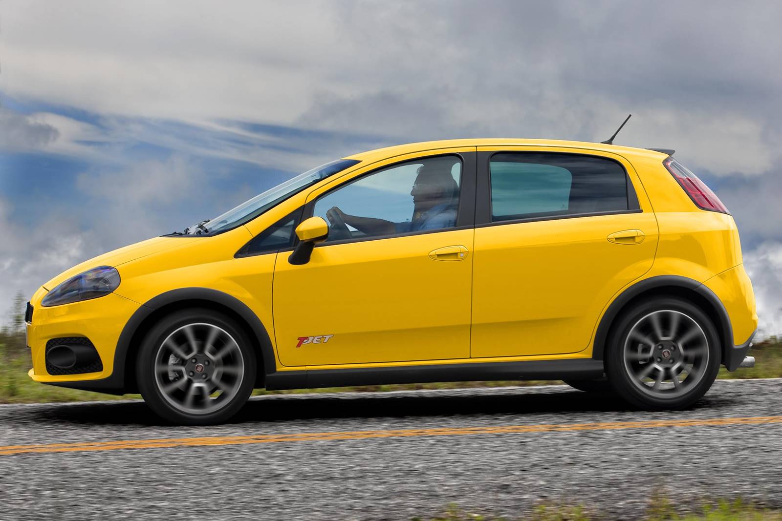 Fiat Punto T-Jet: esportivo turbinado chega ao fim em 2016 | CAR.BLOG.BR