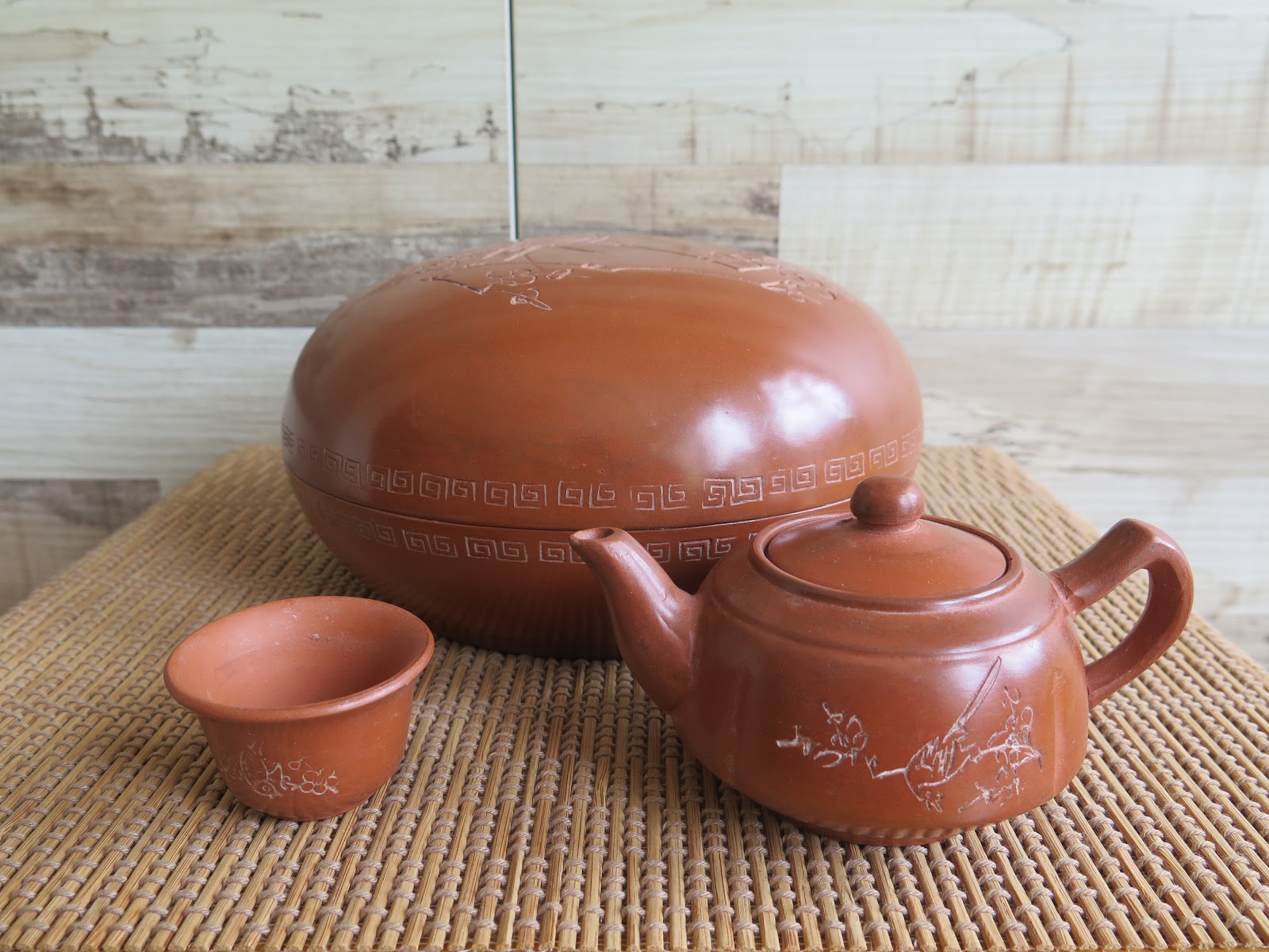 travelling teapot: An Old Ni Xing Tea Set