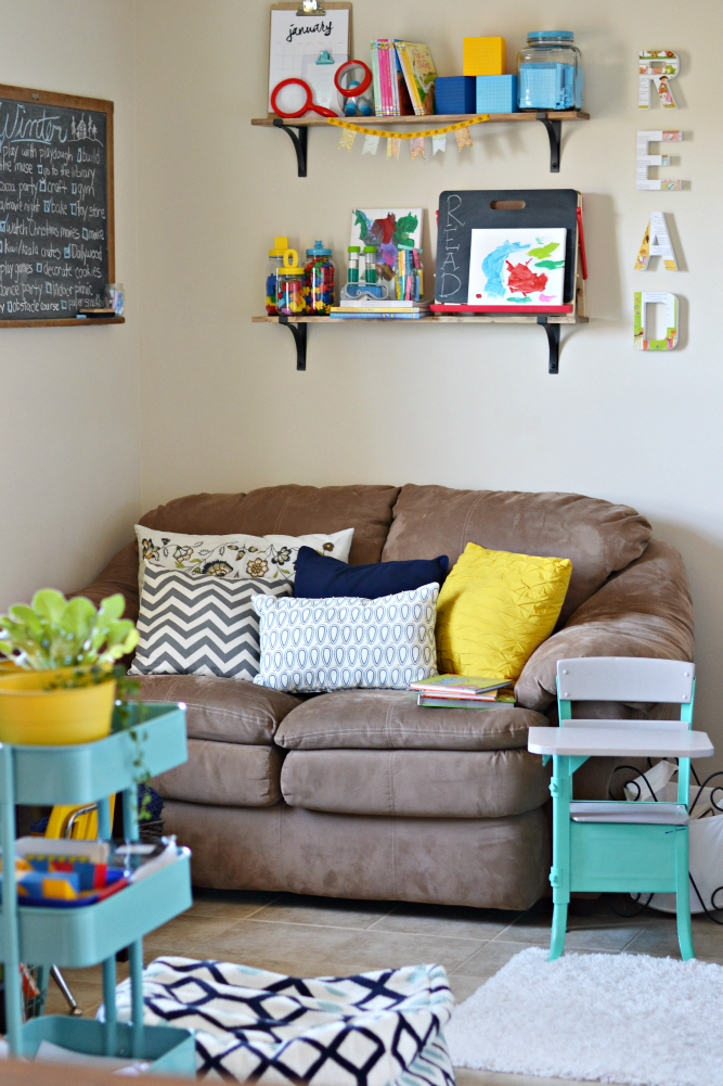 The Life of Jennifer Dawn: DIY: Letter Wall Decor