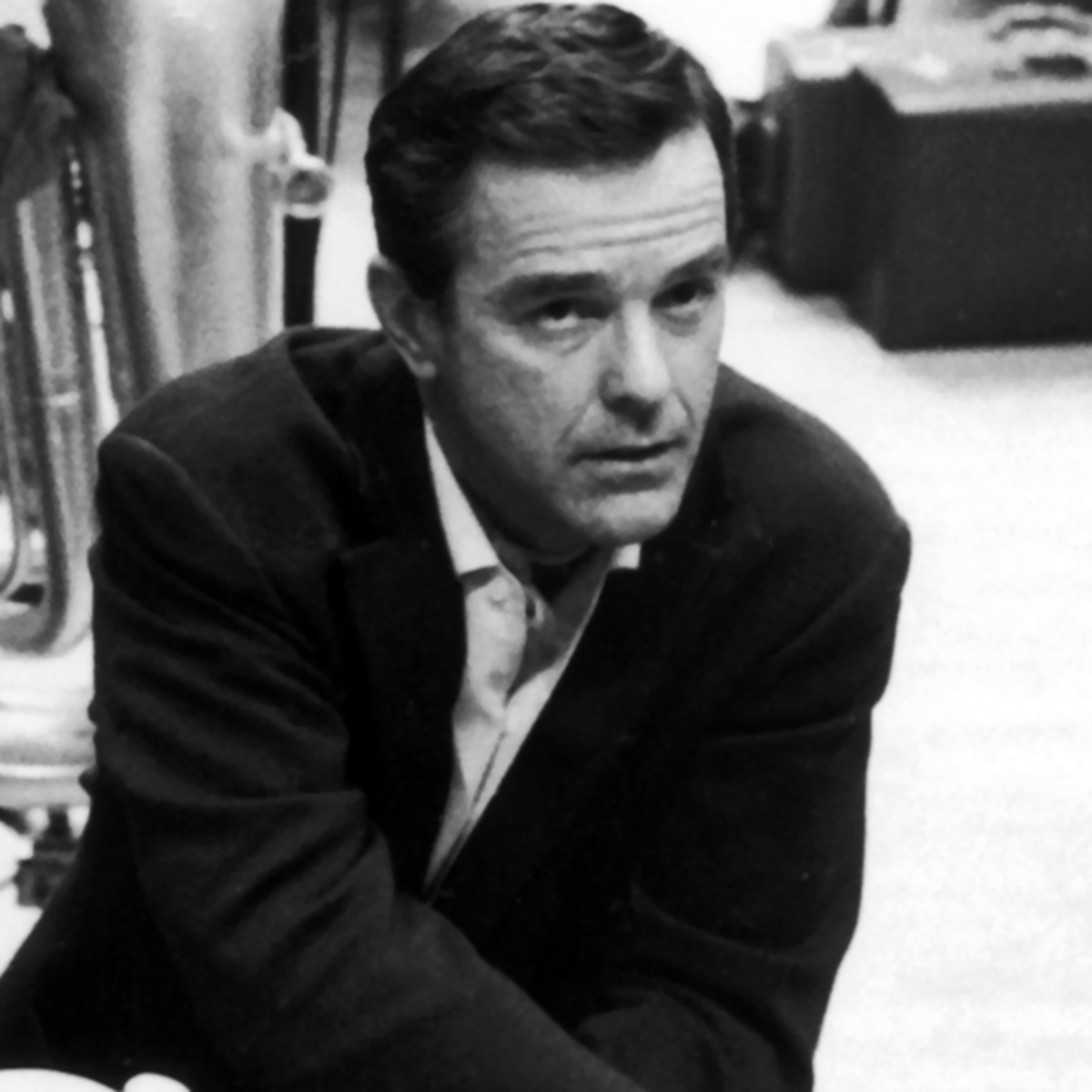 Leslie Kimble Snow: Traveling with Mary Martin, Betty Grable, and ...