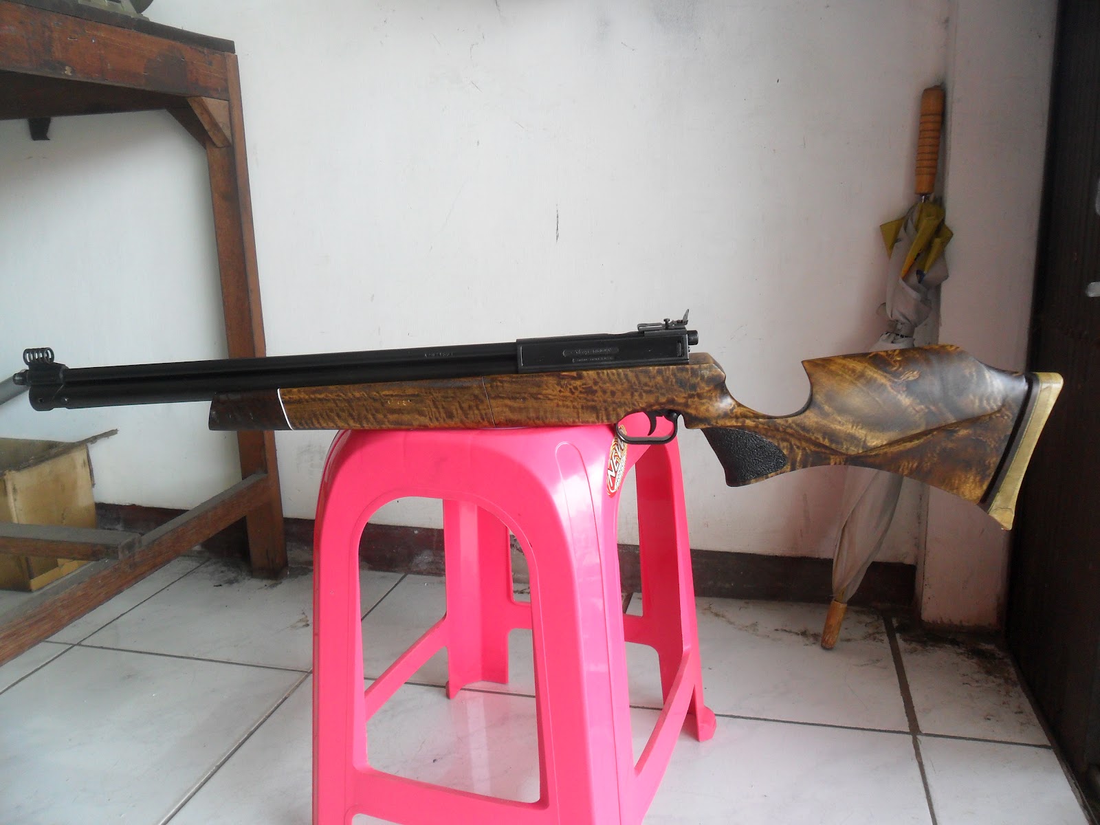 GUNS AND HOBBIES: SENAPAN SHARP INOVA