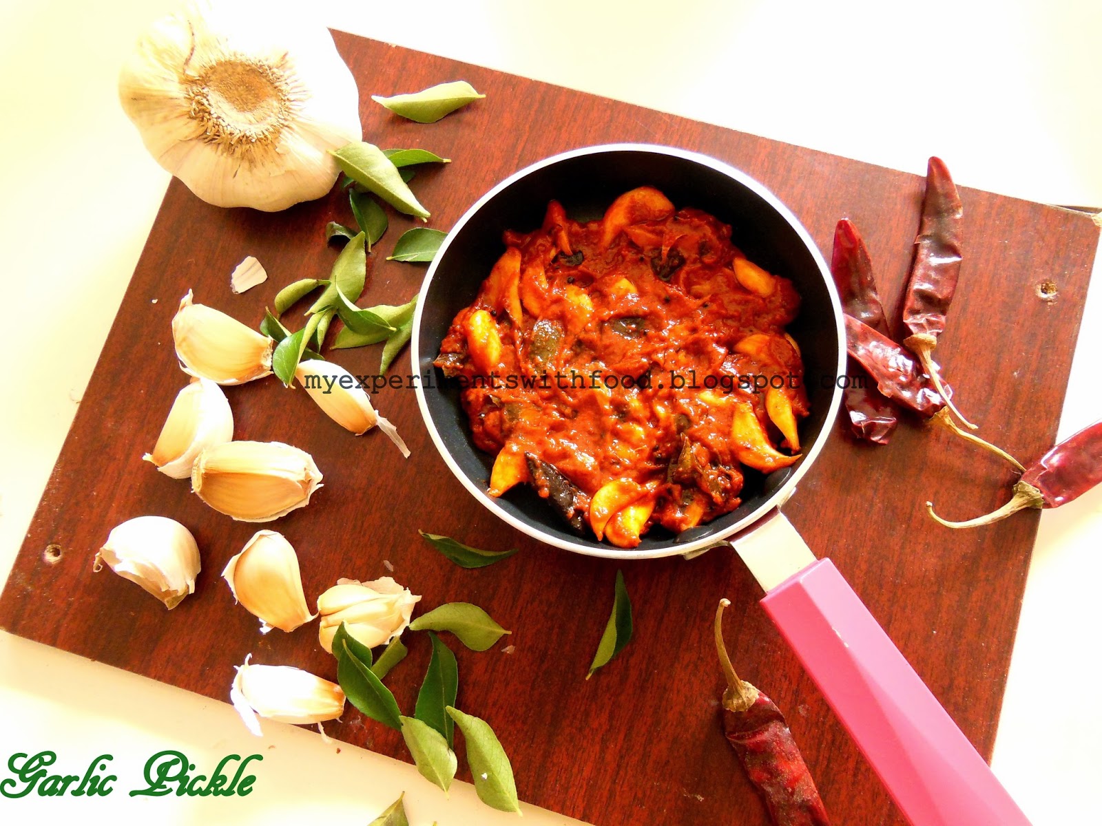 Garlic Pickle / Veluthulli Achar