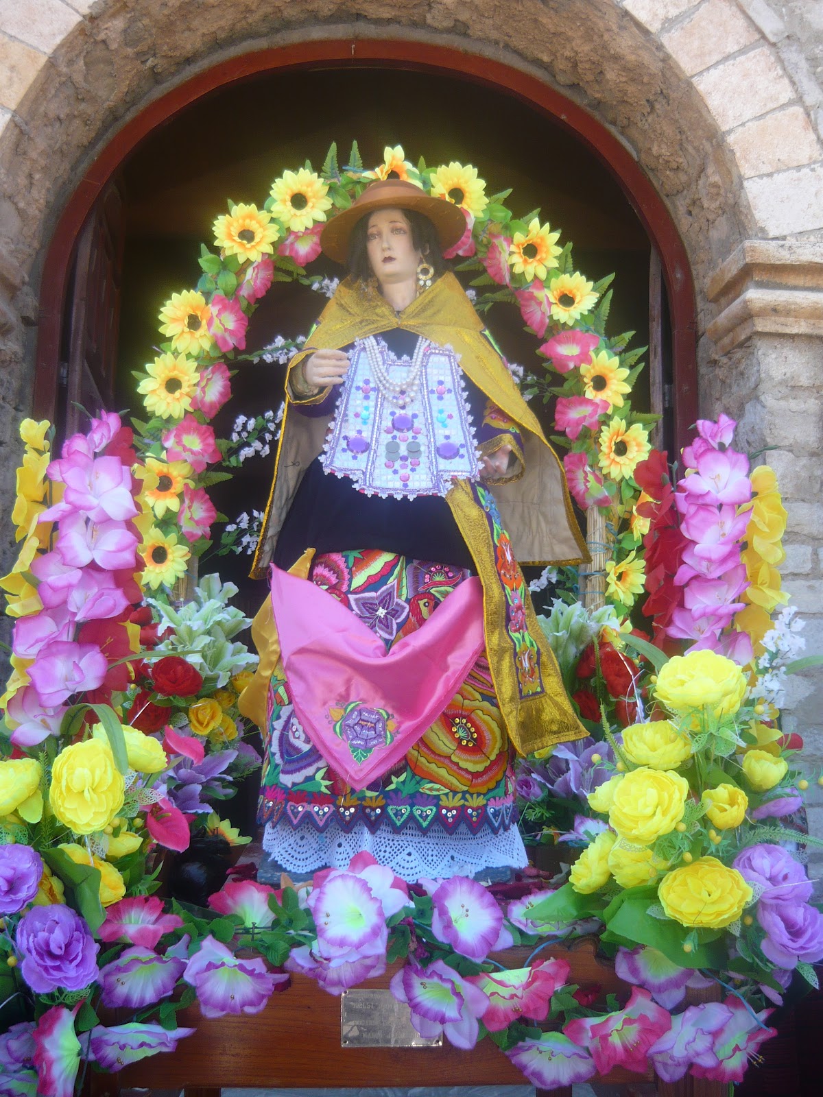 MUNICIPALIDAD DE MARCO: HOMENAJE A LA SANTA PATRONA "María Magdalena"