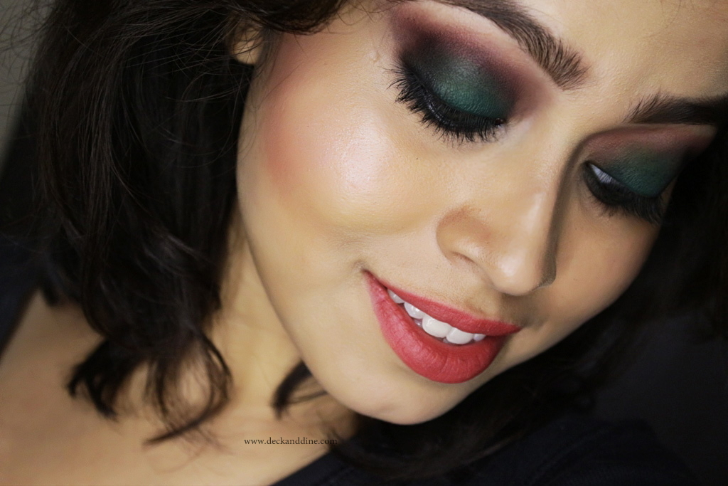 Quick, Simple and Easy Green Smokey Eye Makeup Tutorial - Deck and Dine
