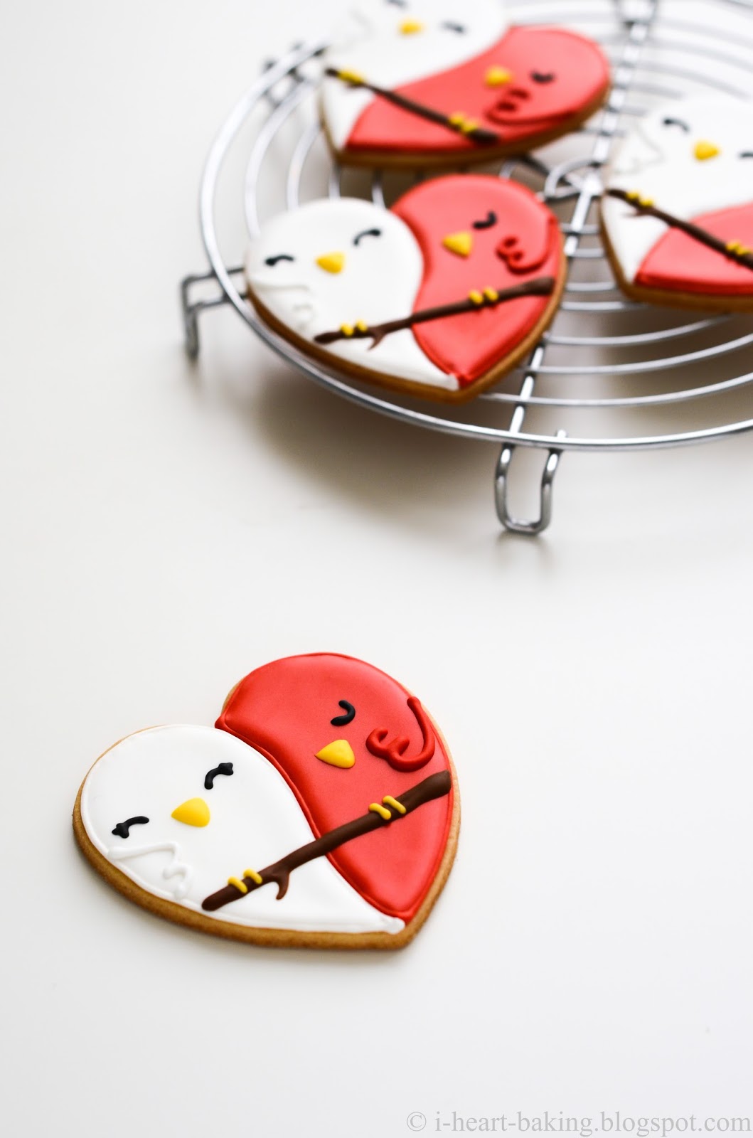 i heart baking!: red and white lovebird cookies