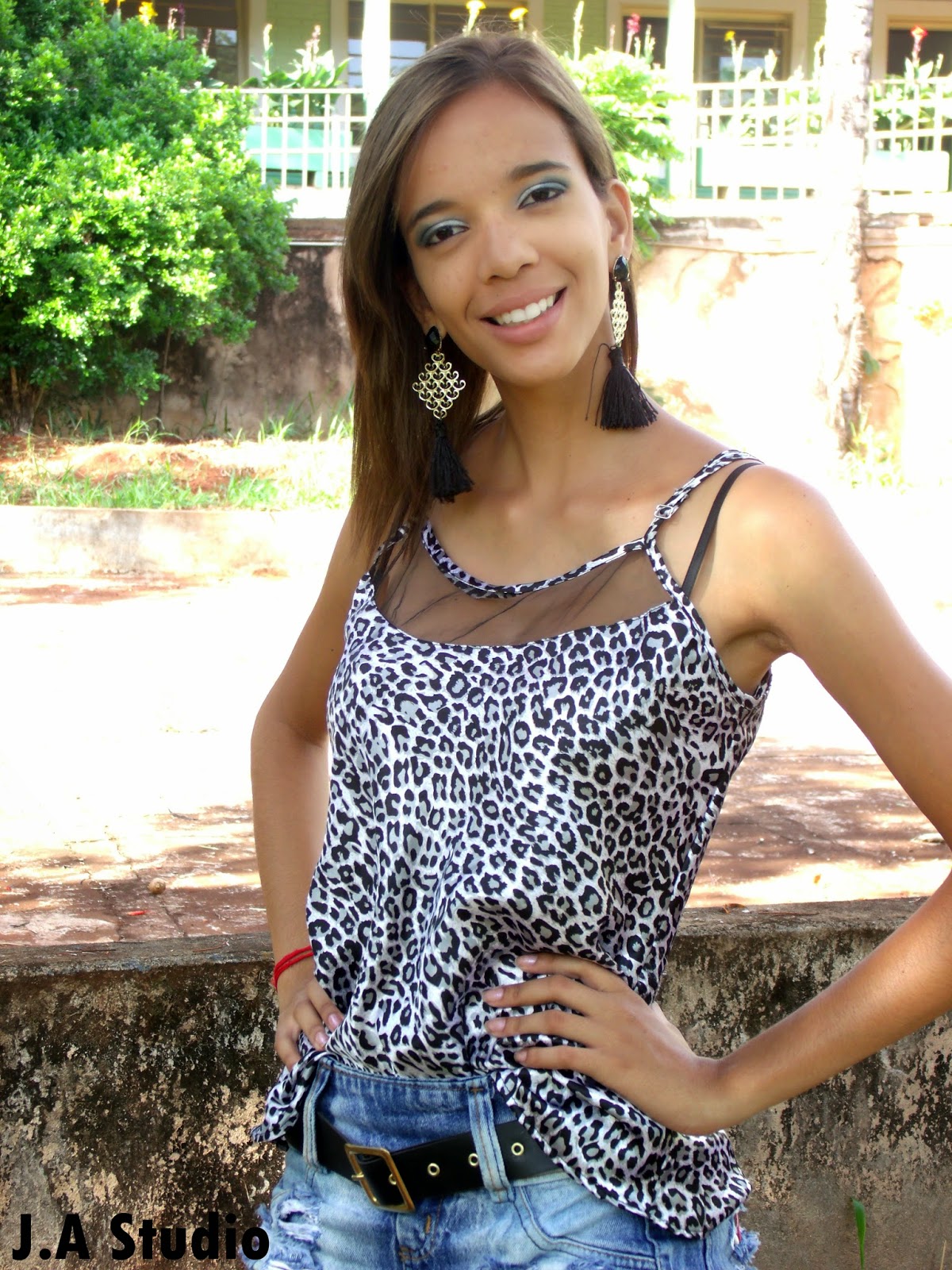 Book: Jessica Morais . j.a studio 016 99165 8196 ~ Farra Certa