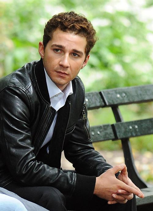 Hollywood Top Actress and Acters: Shia Labeouf Actor 2011 Profile,Bio ...