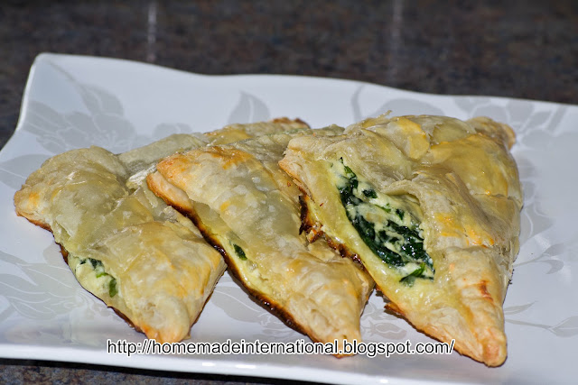 Homemade International: Greek Spinach and Cheese Puff Pastry Triangles