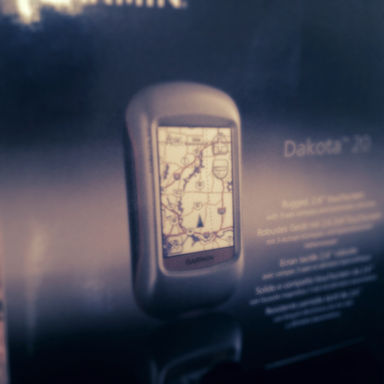 thezero: Review: Garmin Dakota 20 GPS