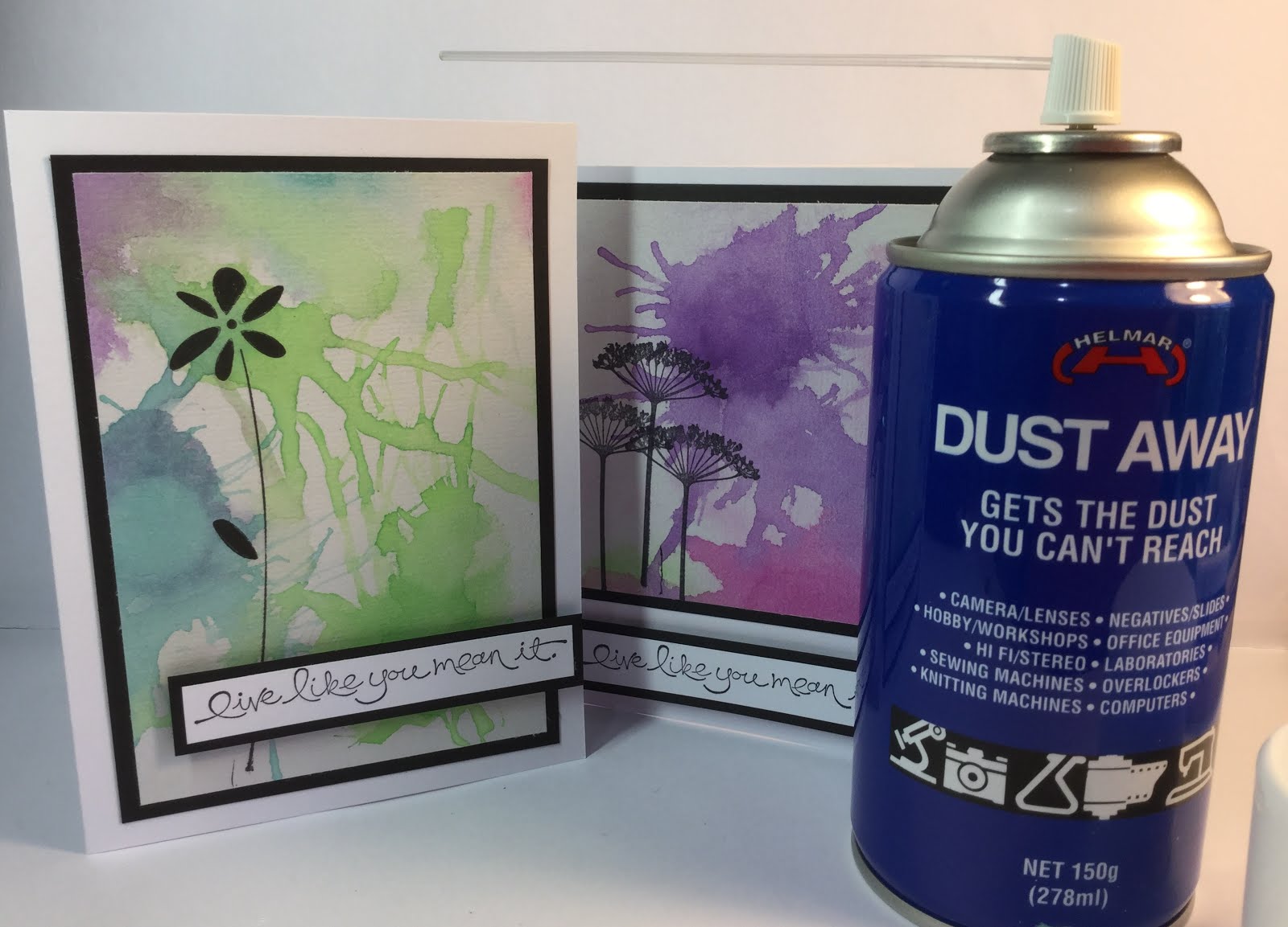 Dust Away Spray | Helmar