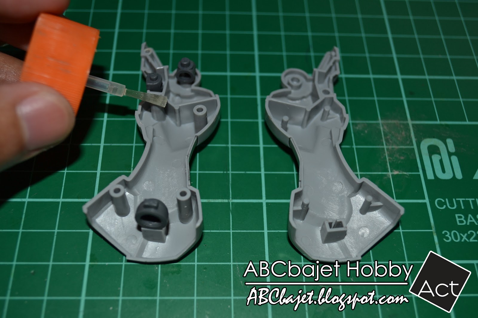 ABCbajet Hobby: How I remove seam lines on model kits