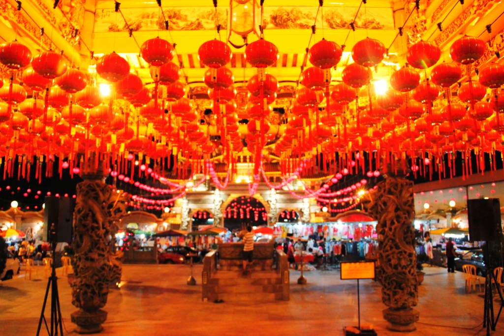 MengZhi: Glorious Temple in Raja Uda, Butterworth, Penang.