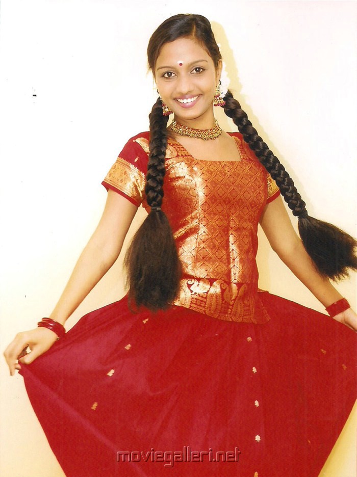 Endless Wallpaper: Ashitha