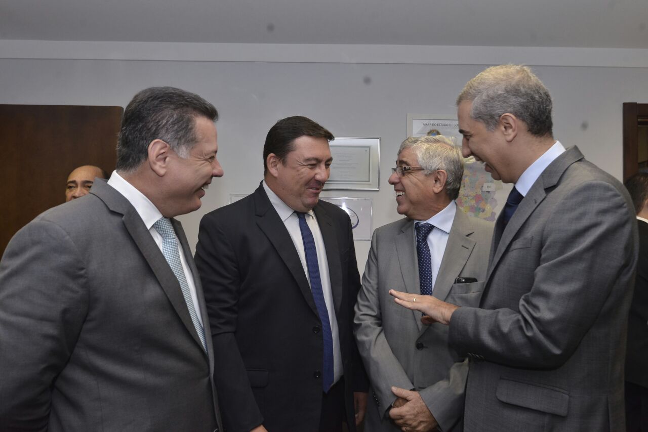 BLOG DO CLEUBER CARLOS: Paz entre os poderes de Goiás BLOG DO CLEUBER CARLOS: Paz entre os poderes de Goiás