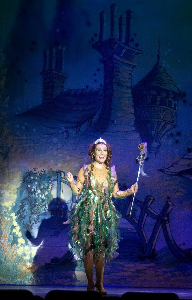 The Theatre Blog: JACK AND THE BEANSTALK (Swindon Wyvern Theatre ...